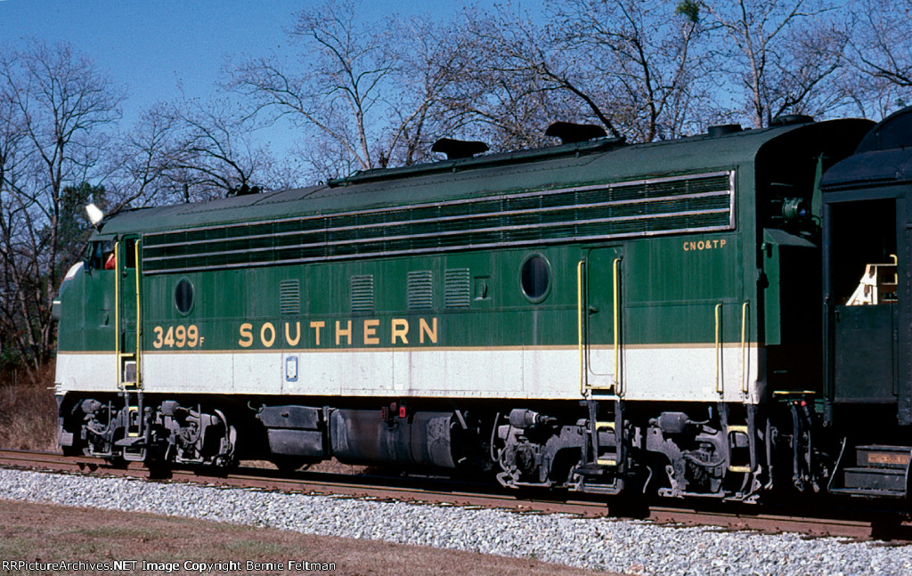 Southern Railway FP7A #3499 leads a westbound New Georgia Railroad excursion train (Extra 3499 ...